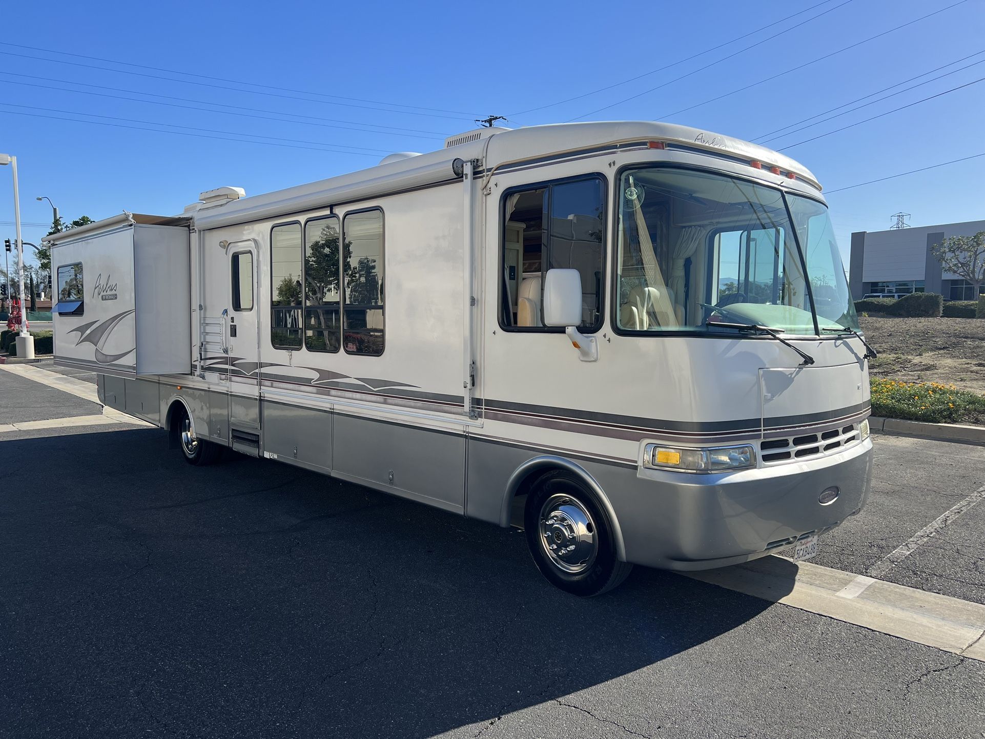 2004 rexhall aerbus 34Ft W/2Slides Leveling jacks must see for Sale in ...