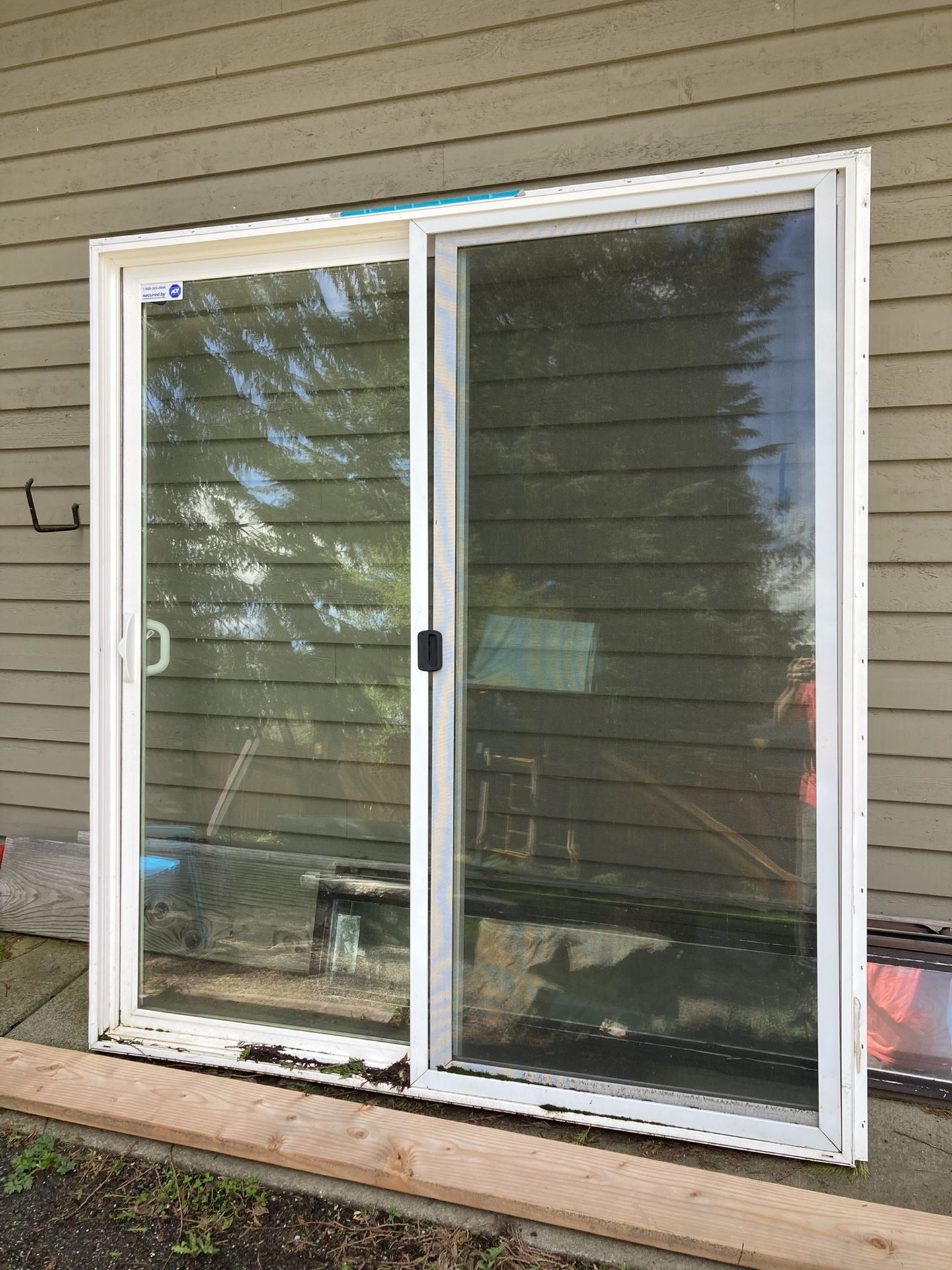 Milgard sliding door and Window for Sale in Maple Valley, WA - OfferUp