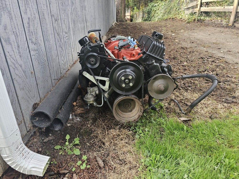 Chevy 350 SB With Turbo 350 Transmission for Sale in Puyallup, WA - OfferUp