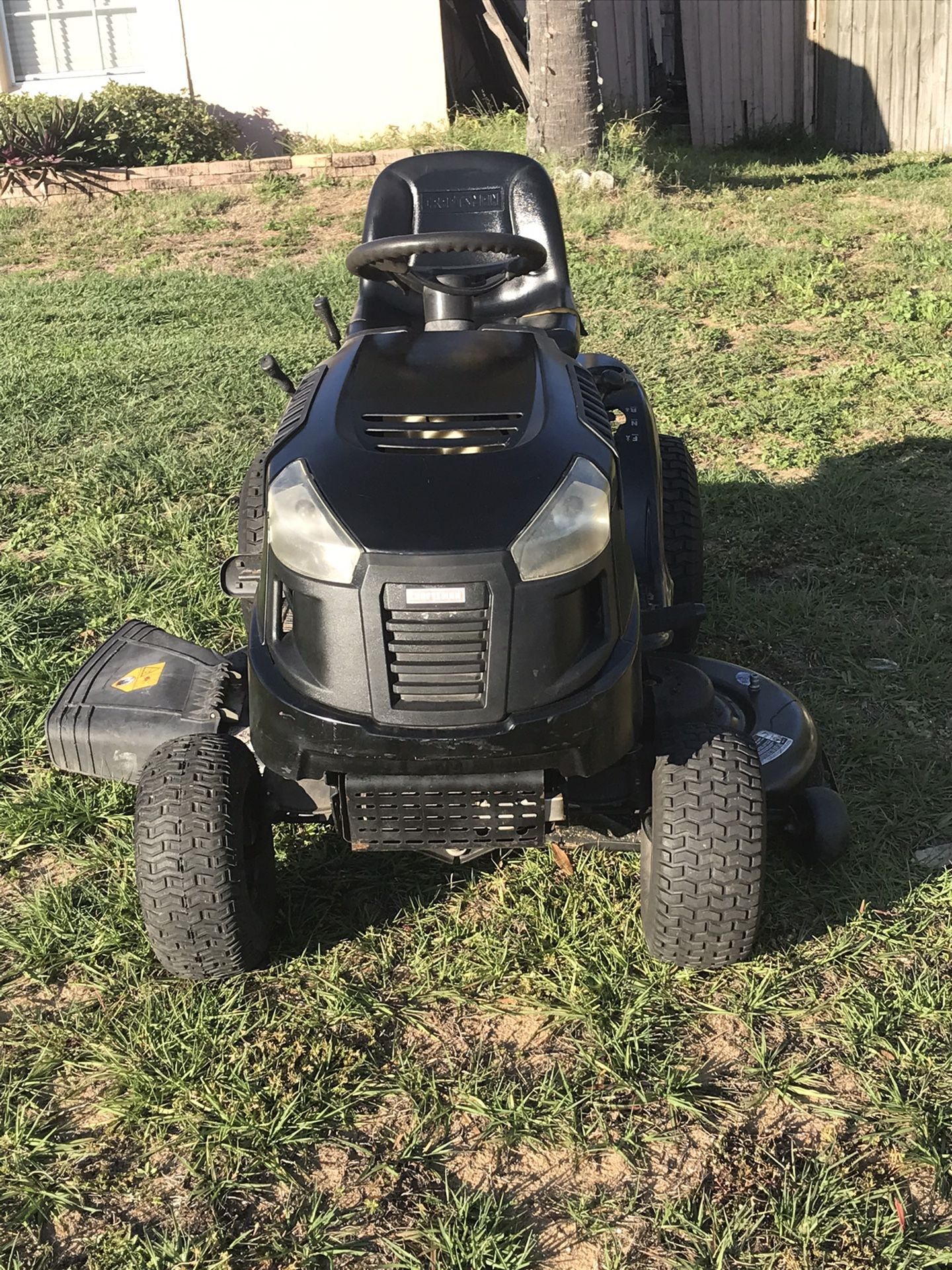 CRAFTSMAN LT2000 HYDROSTATIC TRACTOR 42 INCH RIDING LAWN MOWER for Sale ...
