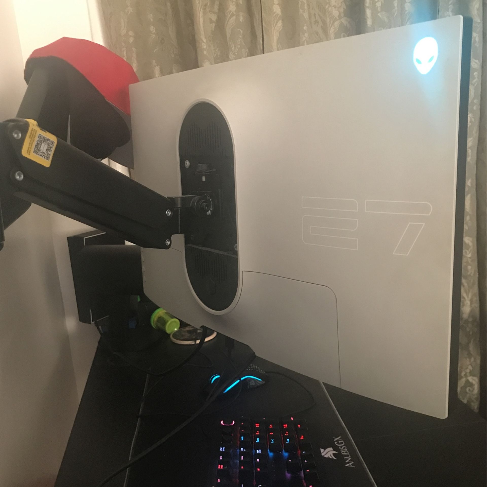 Alienware Monitor 240hz for Sale in Los Angeles, CA - OfferUp