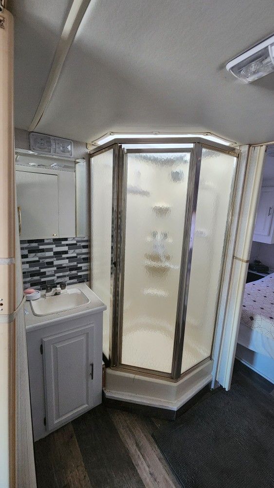 2000 Georgetown Forest River M-325s for Sale in Las Vegas, NV - OfferUp