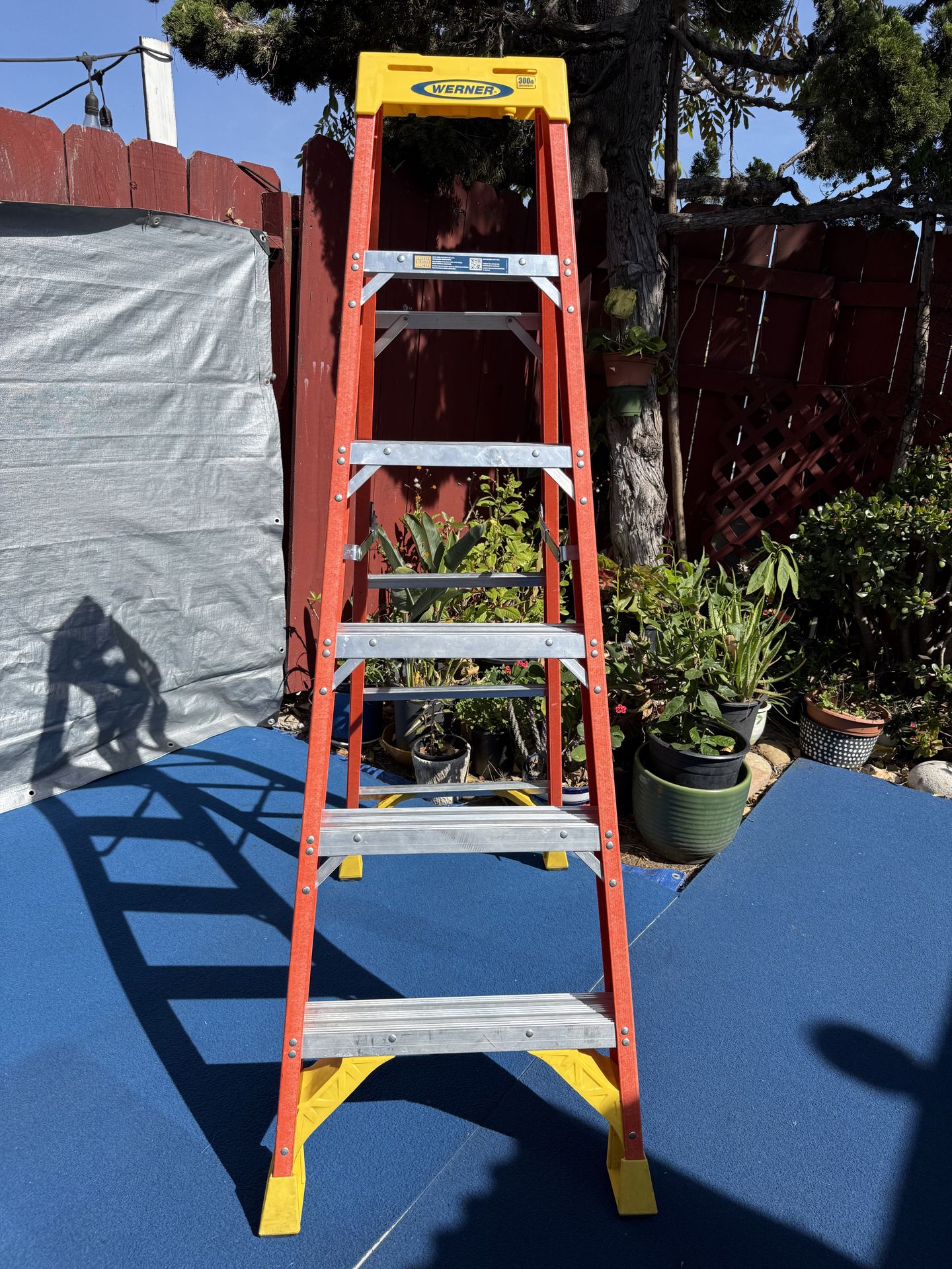 Werner 6200 Series 6-foot fiberglass step ladder for Sale in San Diego ...
