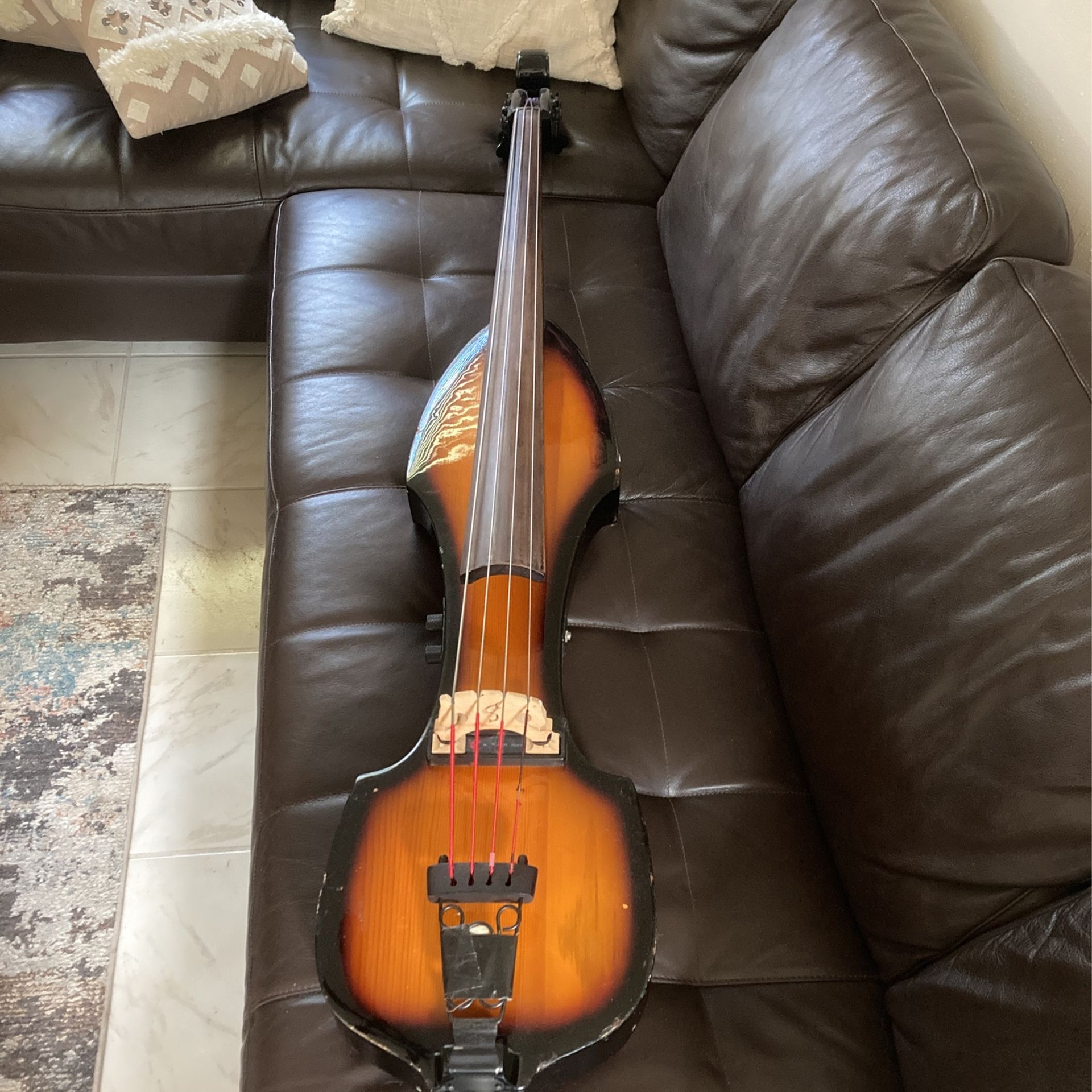 Electric Upright Bass