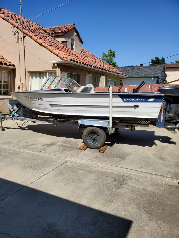 1975 aluminum 16 ft crestliner for Sale in Tracy, CA - OfferUp