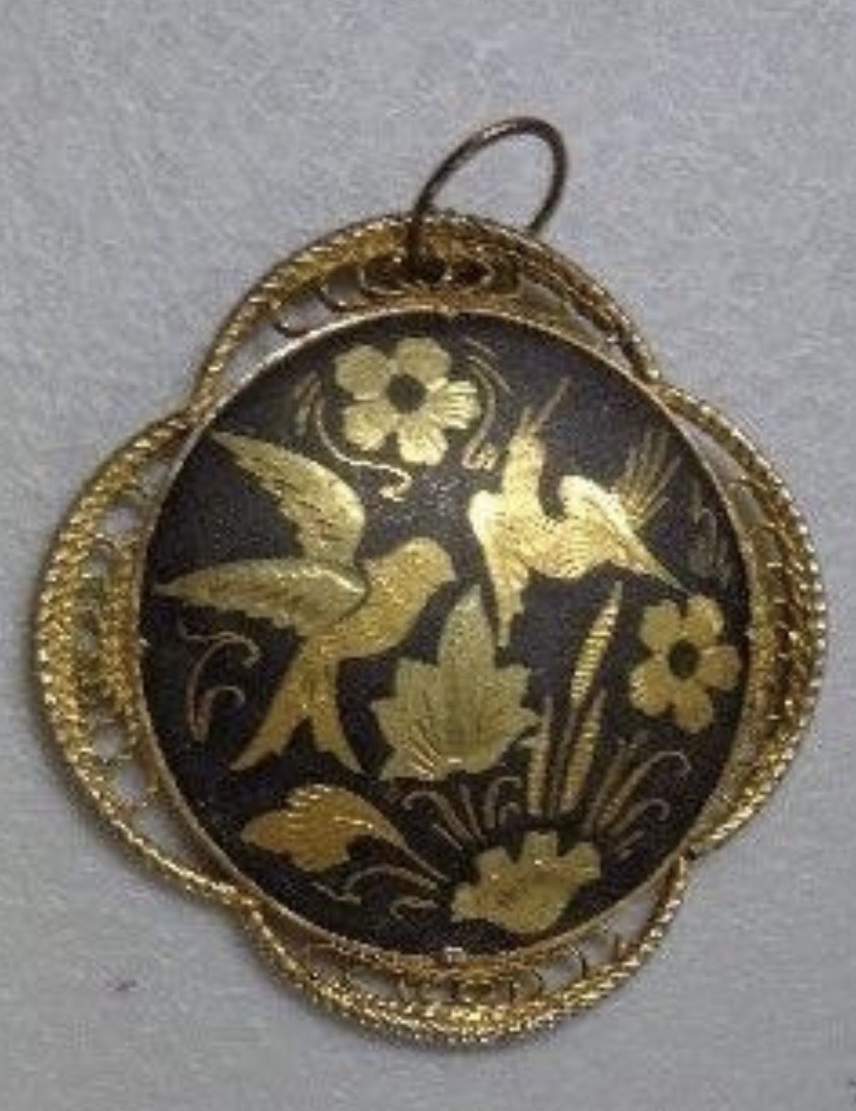 Vintage Gold Tone Floral Pendant – Black Enamel Damascene Style ...