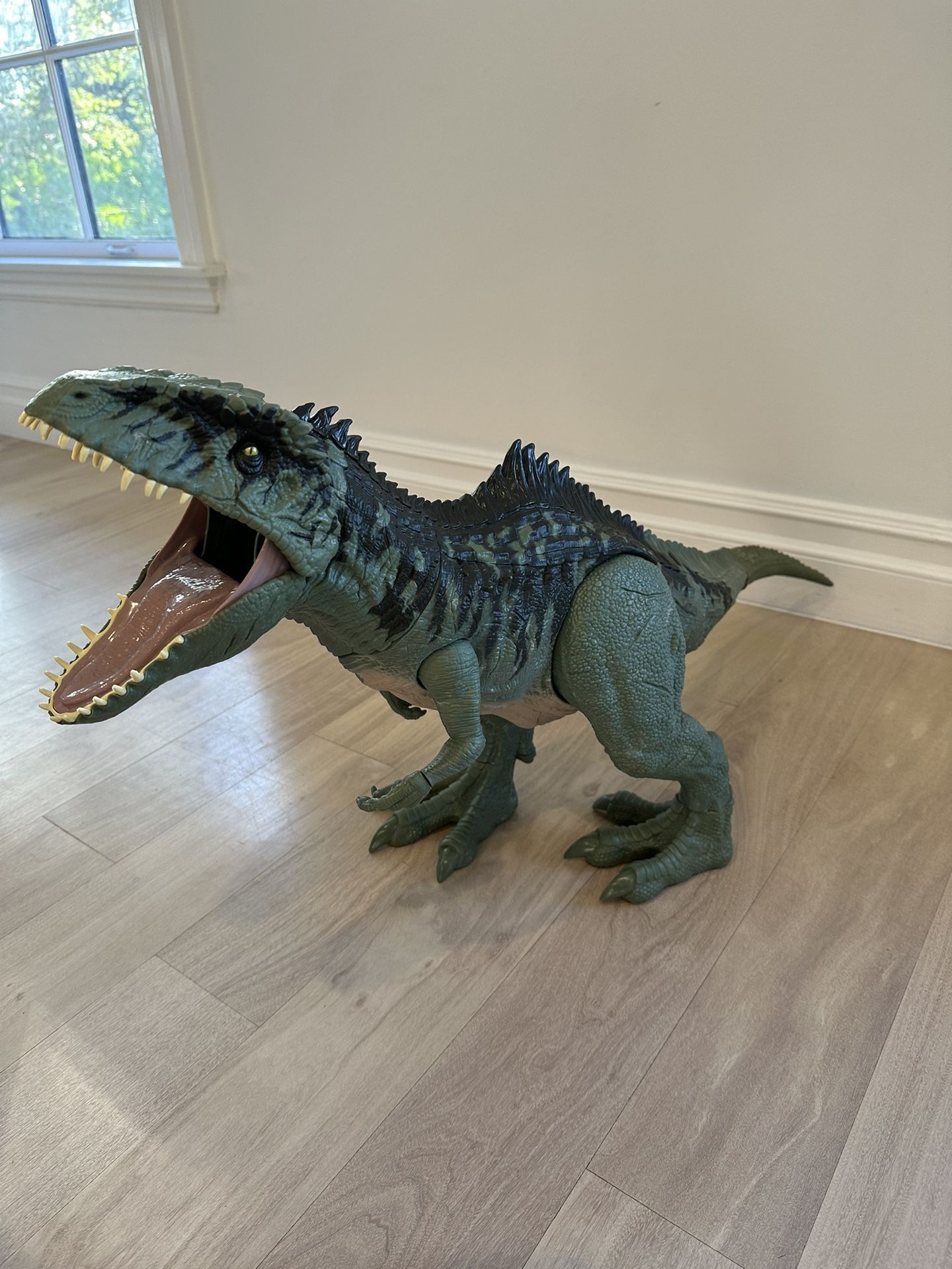 Mattel Jurassic World Toys Super Colossal Giganotosaurus Dinosaur ...