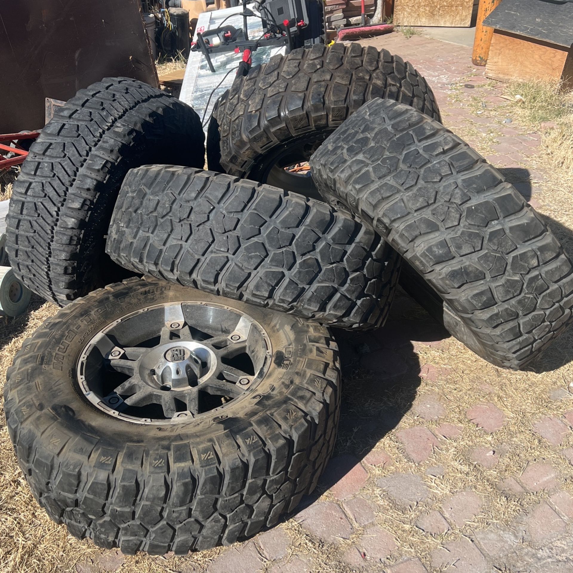 5 Tires Total. The Tires R Good Condition for Sale in Las Vegas, NV ...