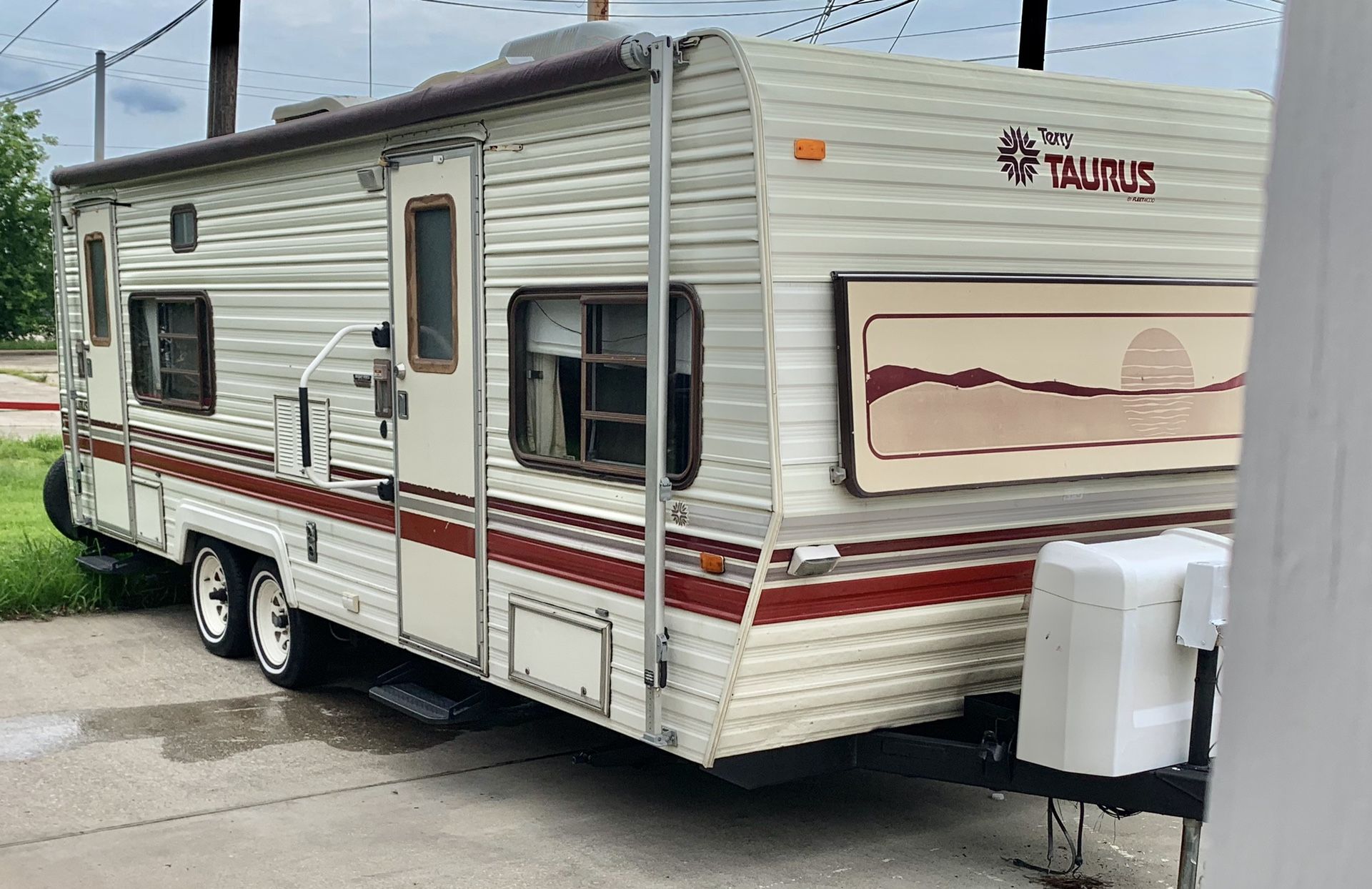 1987 Terry Taurus for Sale in Baytown, TX - OfferUp
