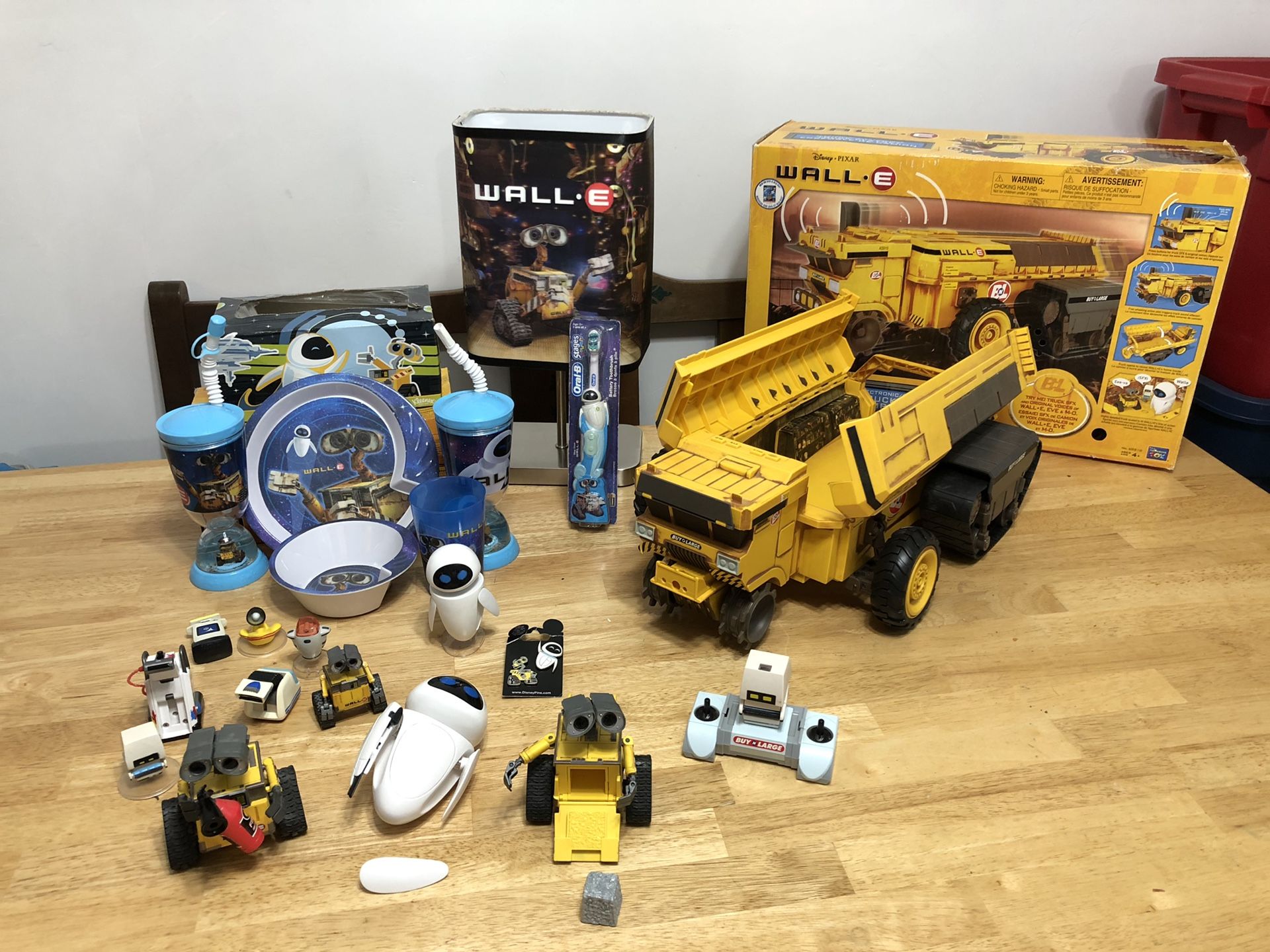 Wall E Toy