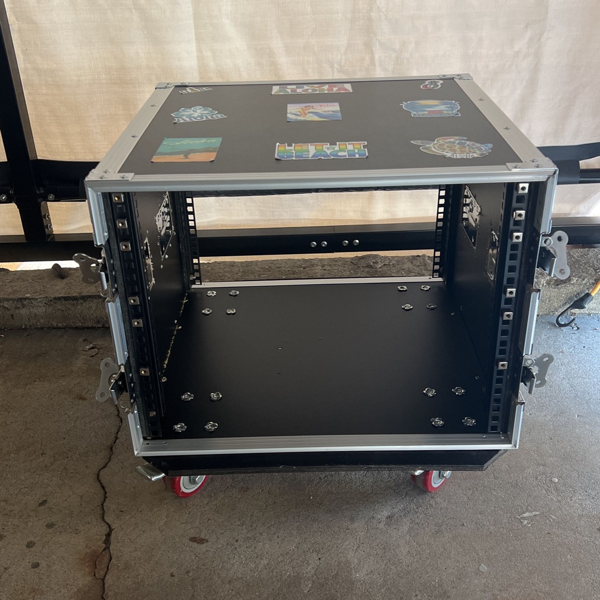 Dj Amplifier Rack Case… for Sale in Wilmington, CA - OfferUp