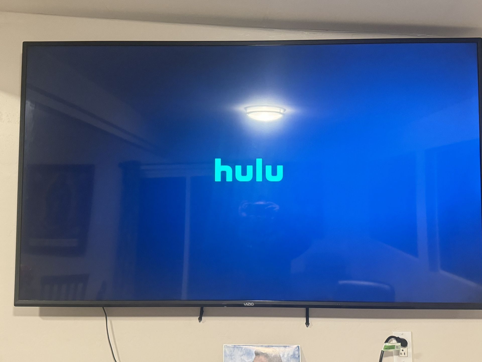Vizio 75in Smart TV for Sale in Bakersfield, CA - OfferUp