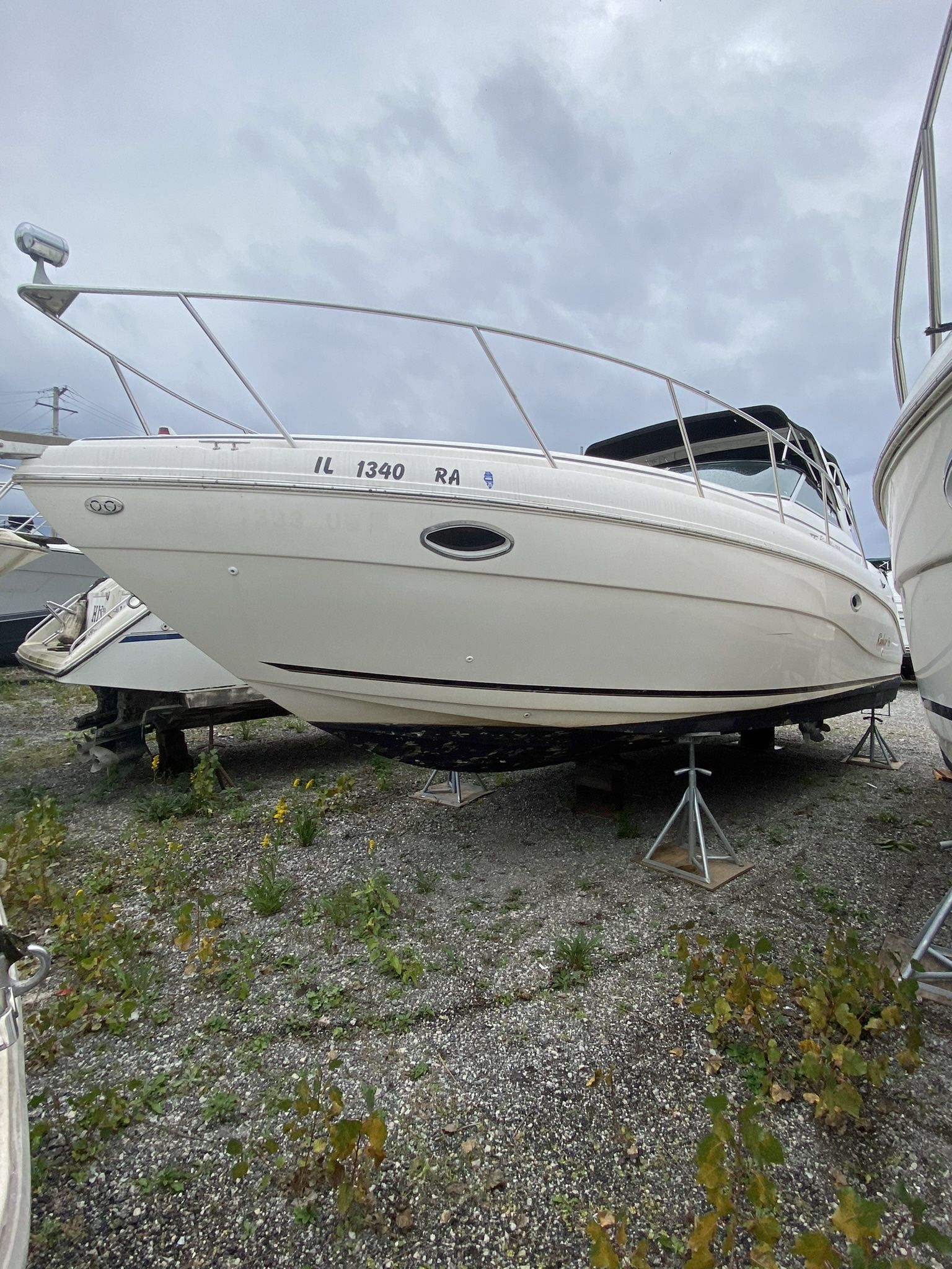 2002 Rinker Fiesta Vee for Sale in Chicago, IL - OfferUp