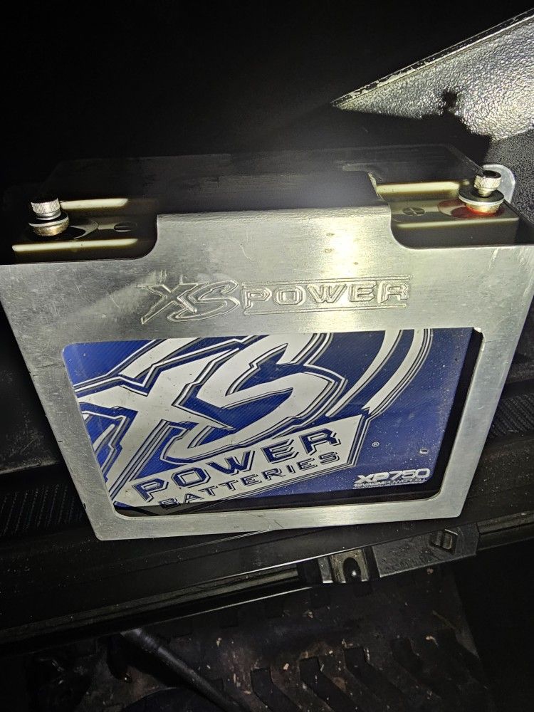 Xs Power 750 Battery With Mount for Sale in Alameda, CA - OfferUp