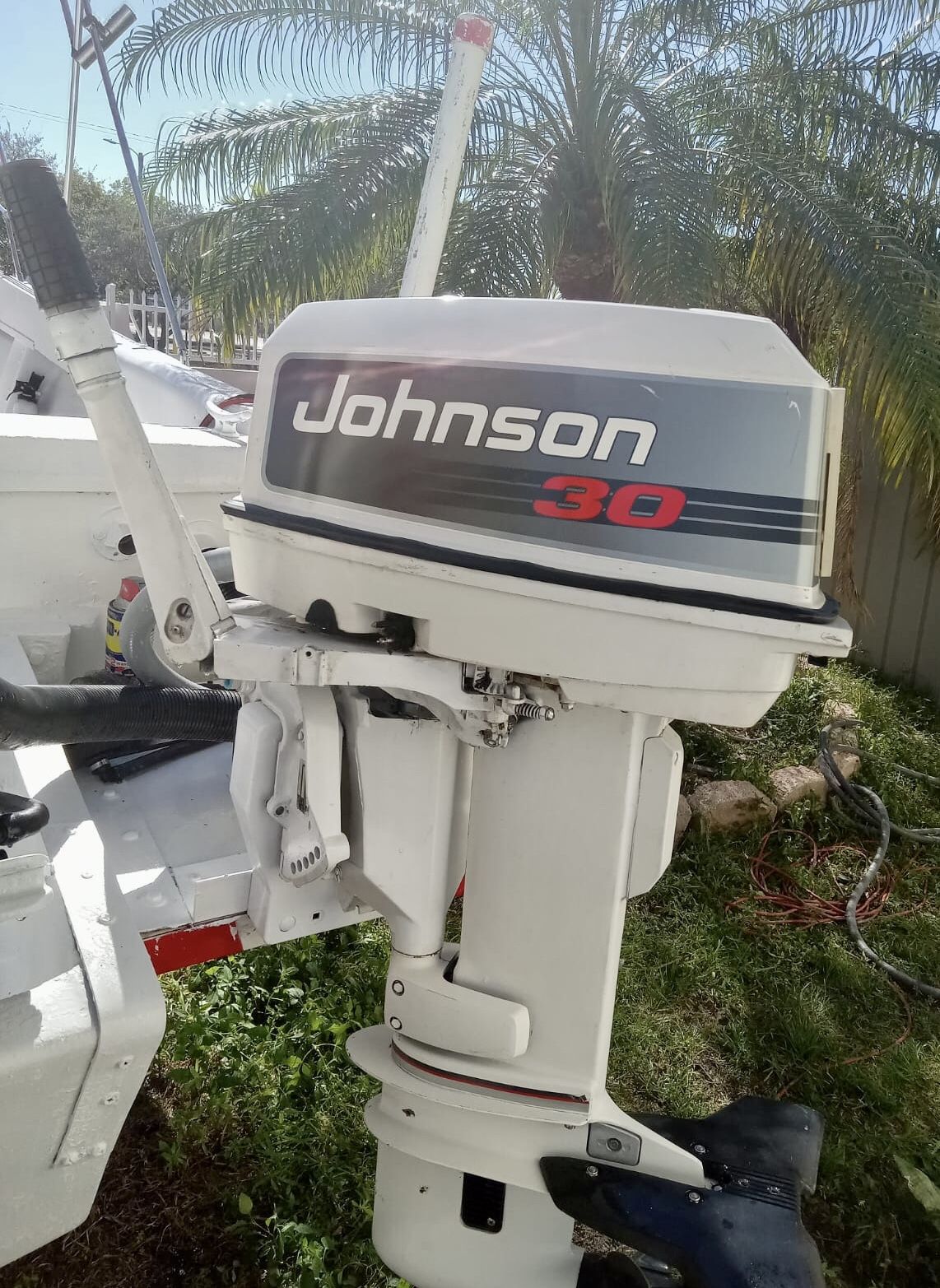 Johnson Engine 30hp Off-board Like New for Sale in Hialeah, FL - OfferUp