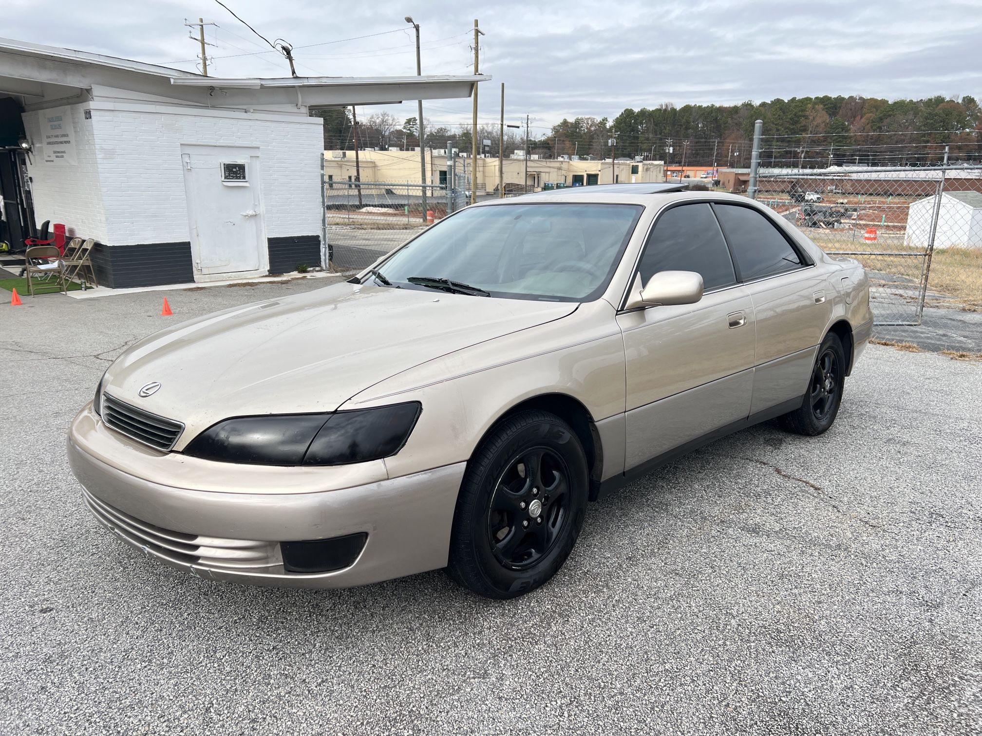 1997 Lexus ES 300 for Sale in Mableton, GA - OfferUp