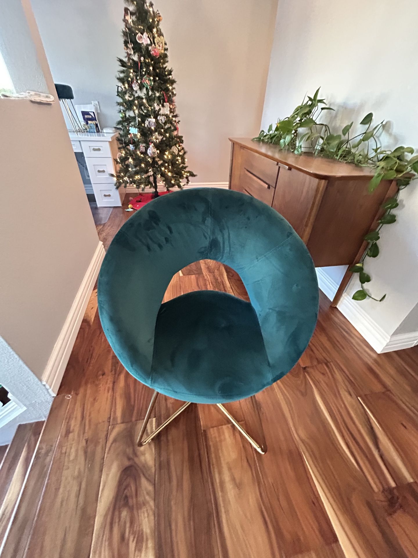Chair for Sale in Encinitas, CA - OfferUp