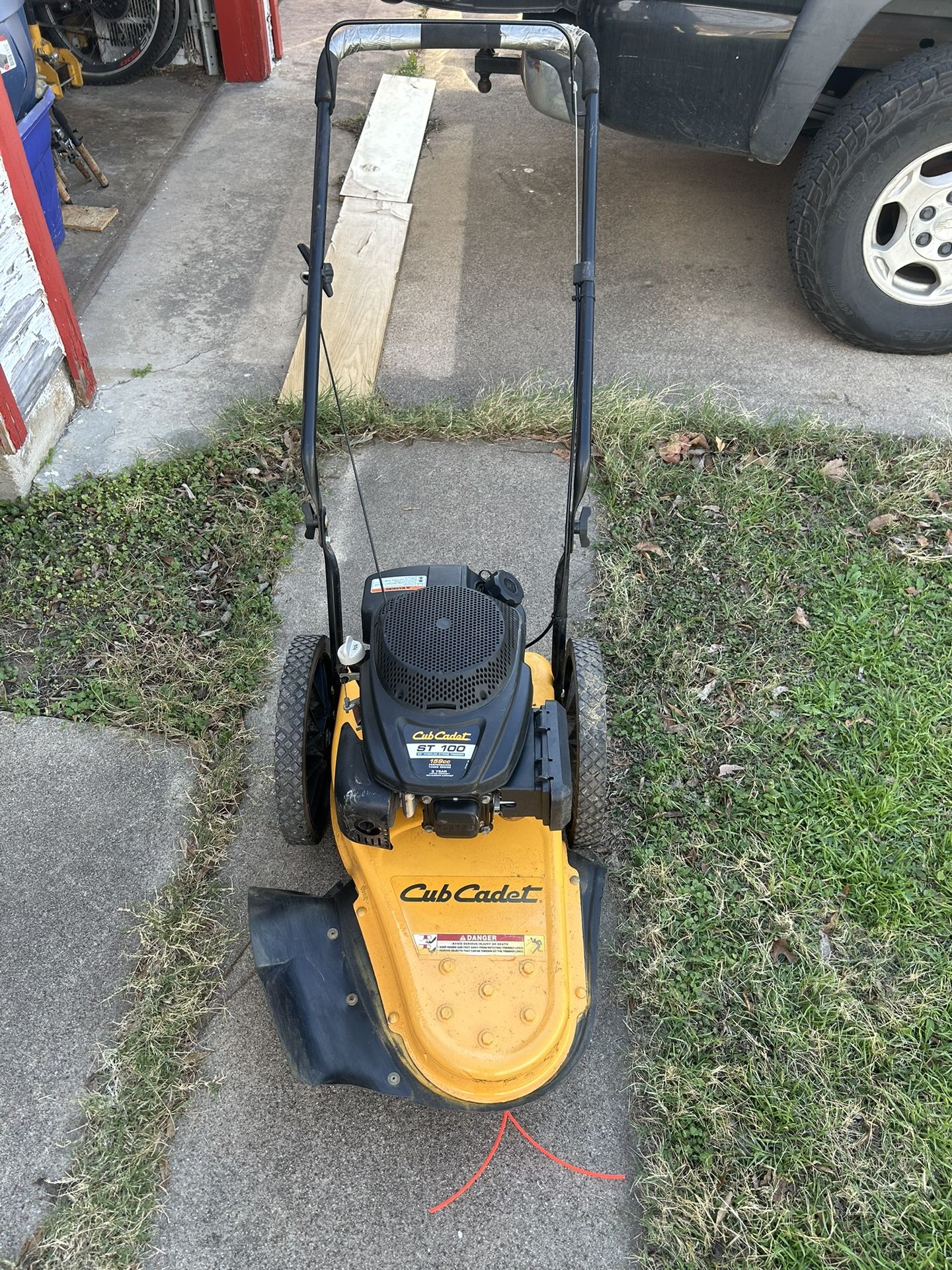 Push Weed Eater for Sale in Fort Worth, TX - OfferUp
