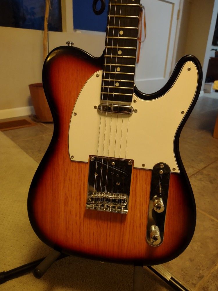 Donner Telecaster-style electric guitar for Sale in Seattle, WA - OfferUp