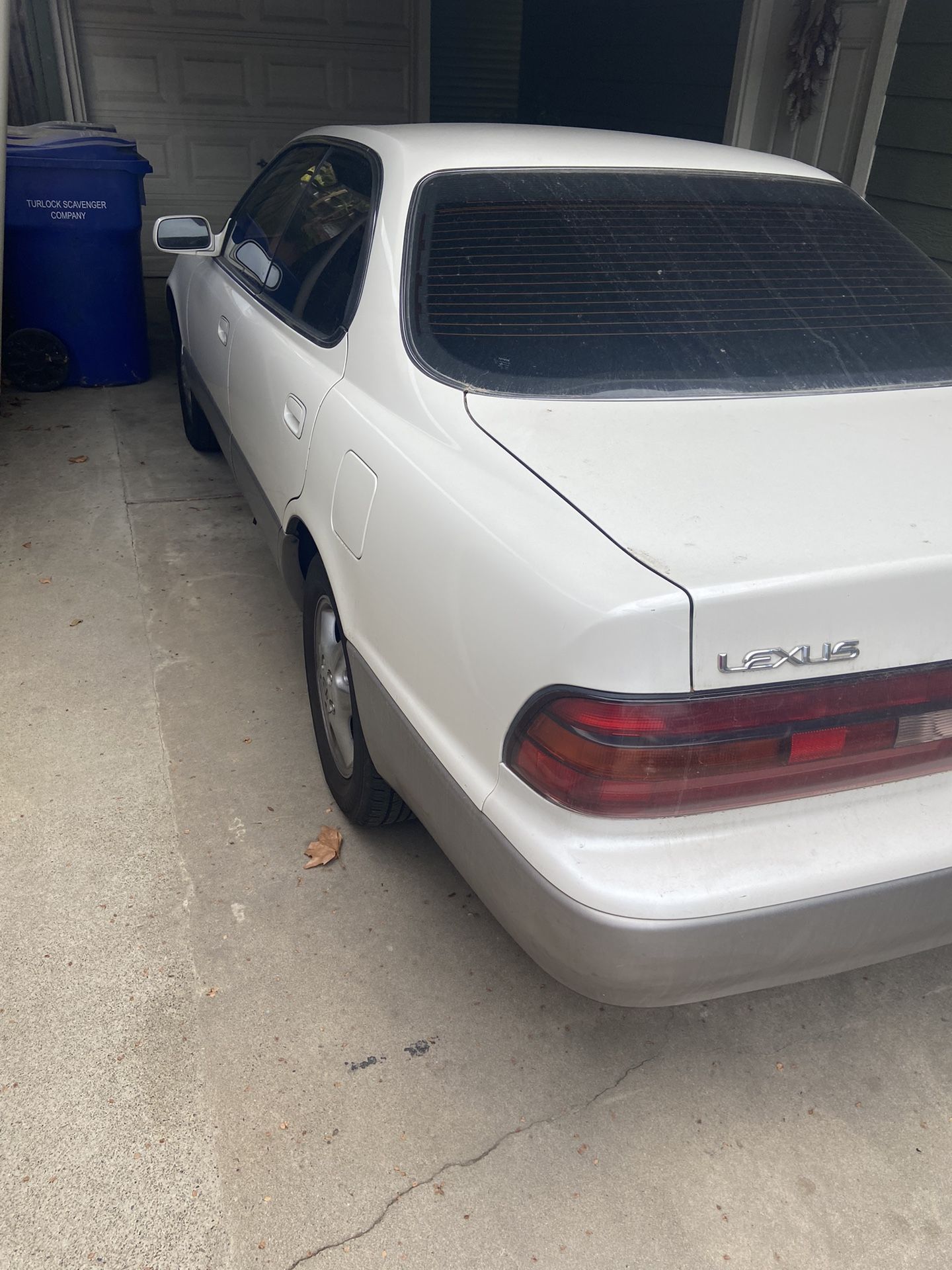 1995 Lexus ES 300 for Sale in Turlock, CA - OfferUp