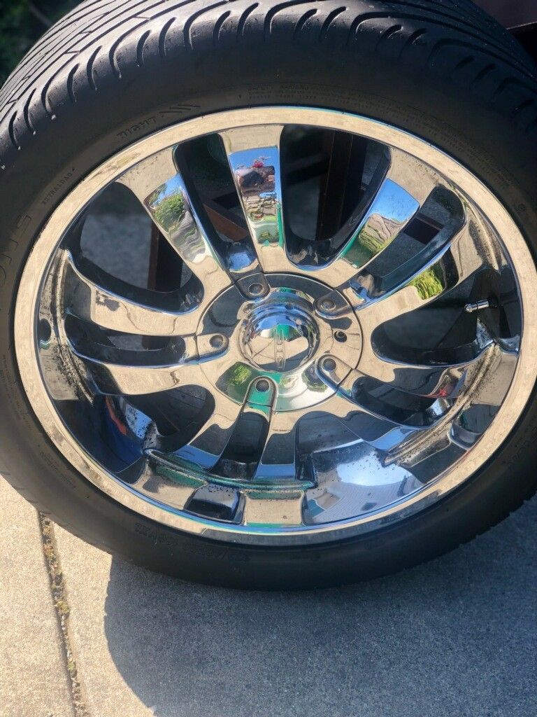 20" Rims 5 lug universal for Sale in Seattle, WA - OfferUp
