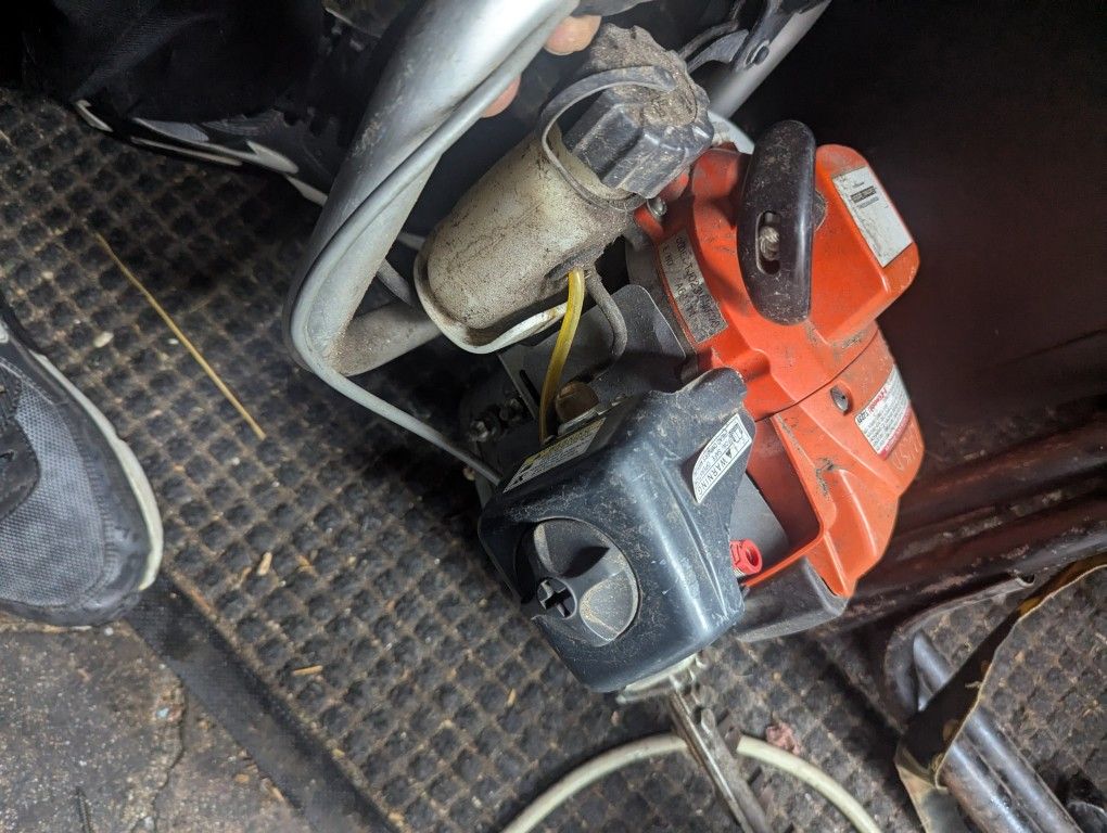 TMC GAS HEDGE TRIMMER for Sale in Los Angeles, CA - OfferUp