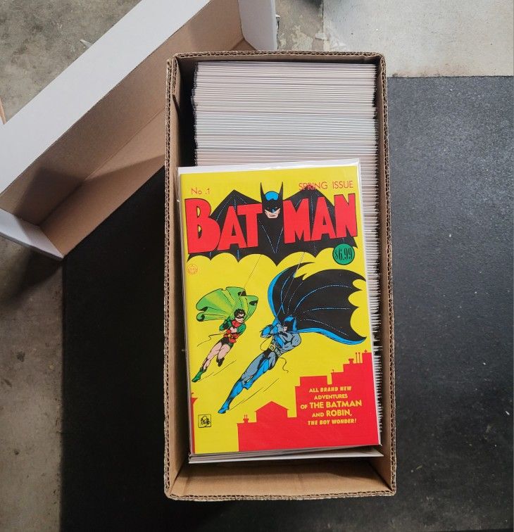 Batman Comics Short Box for Sale in City Of Industry, CA - OfferUp