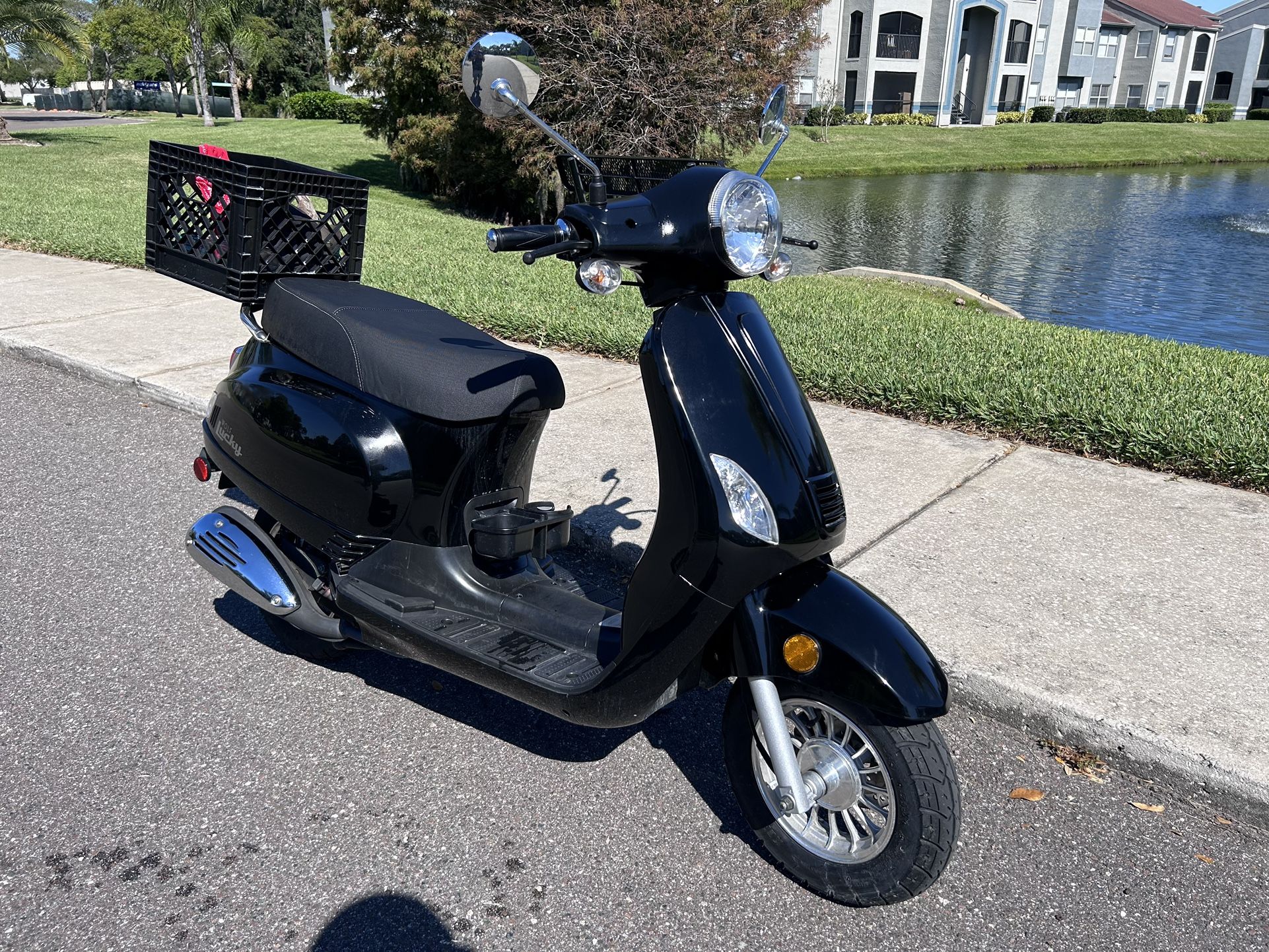 Wolf Scooter 50cc for Sale in Tampa, FL - OfferUp