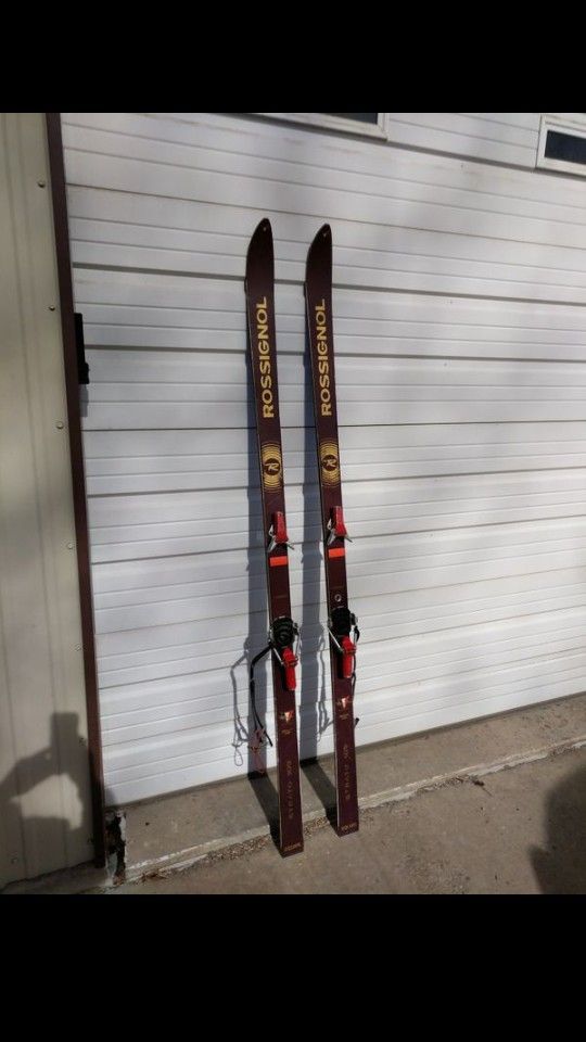 Vintage 1970's Rossignol Strato 105's snow skis Nevada Look N17 ...