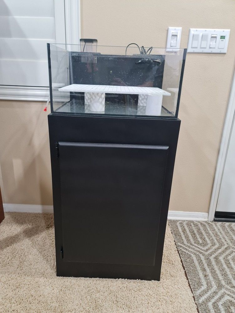 Frag Tank Glass Complete with Stand for Sale in Chino Hills, CA - OfferUp