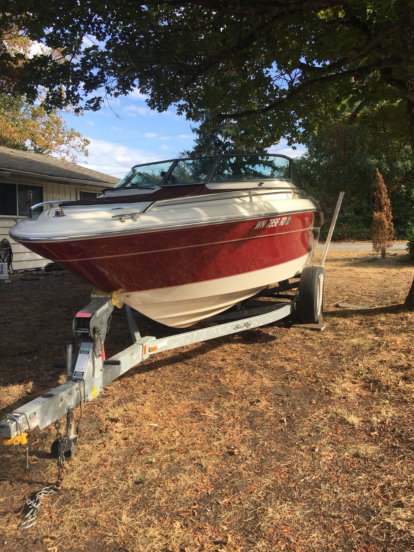 1995 sea ray 220 22ft for Sale in Tacoma, WA - OfferUp