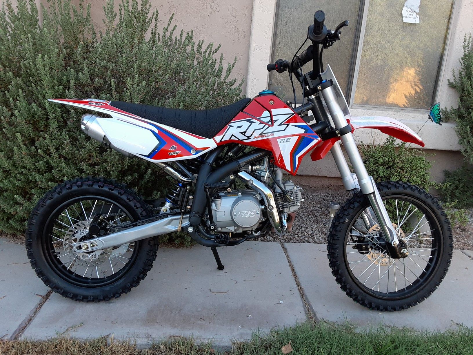 BRAND NEW Apollo 125cc X18 pit bike dirt bike for Sale in Chandler, AZ ...