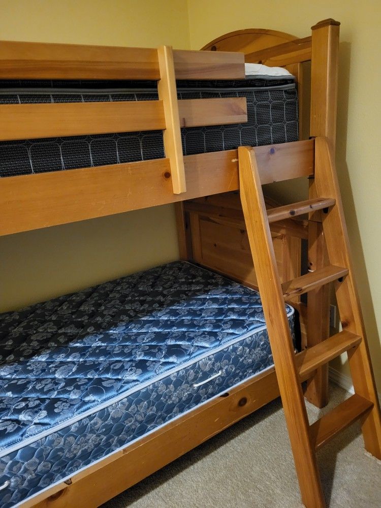 Broyhill Bunk Beds for Sale in Lake Grove OR OfferUp