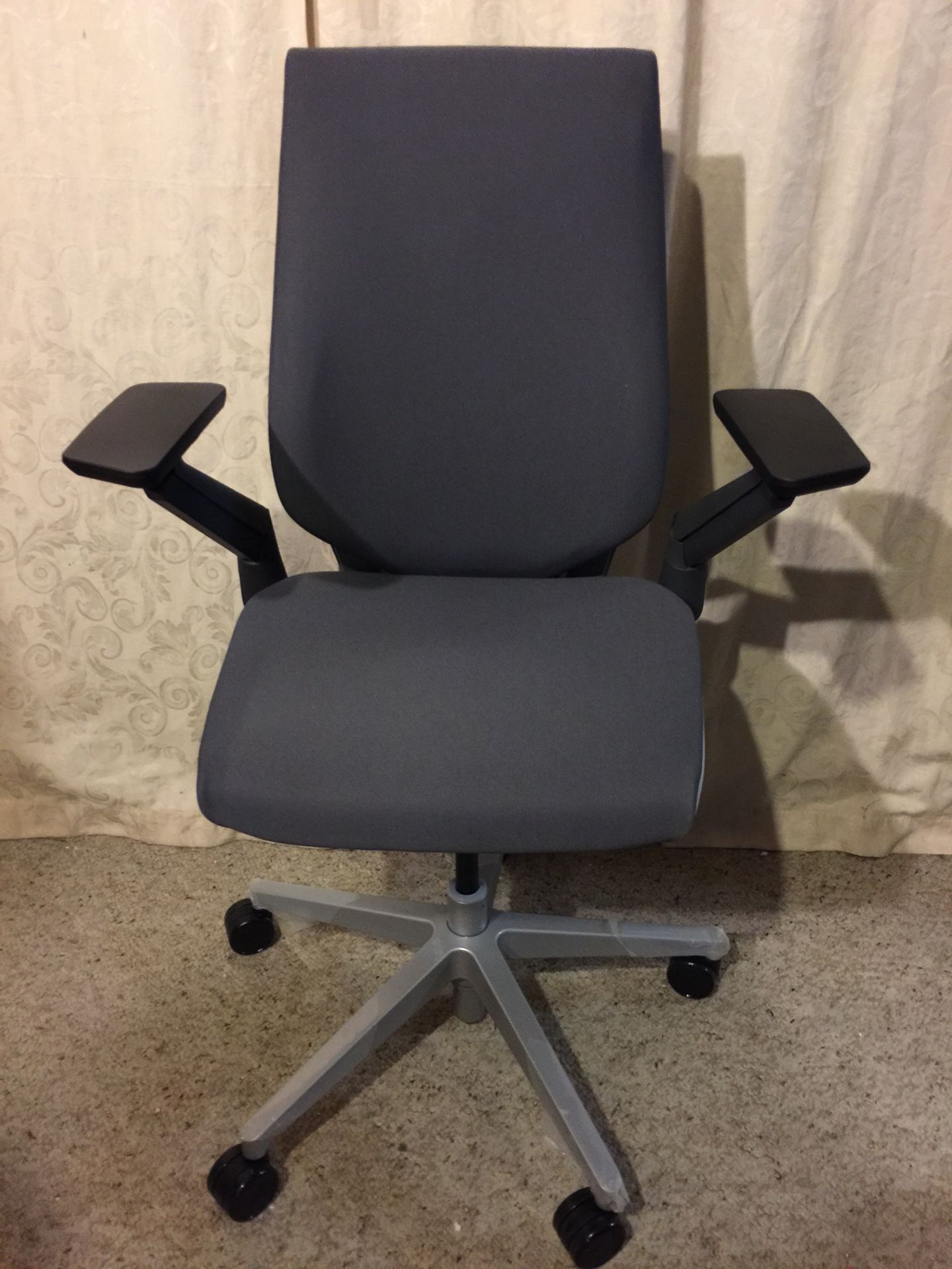 Brand new Steelcase Gesture Graphite Office chair for Sale in ...