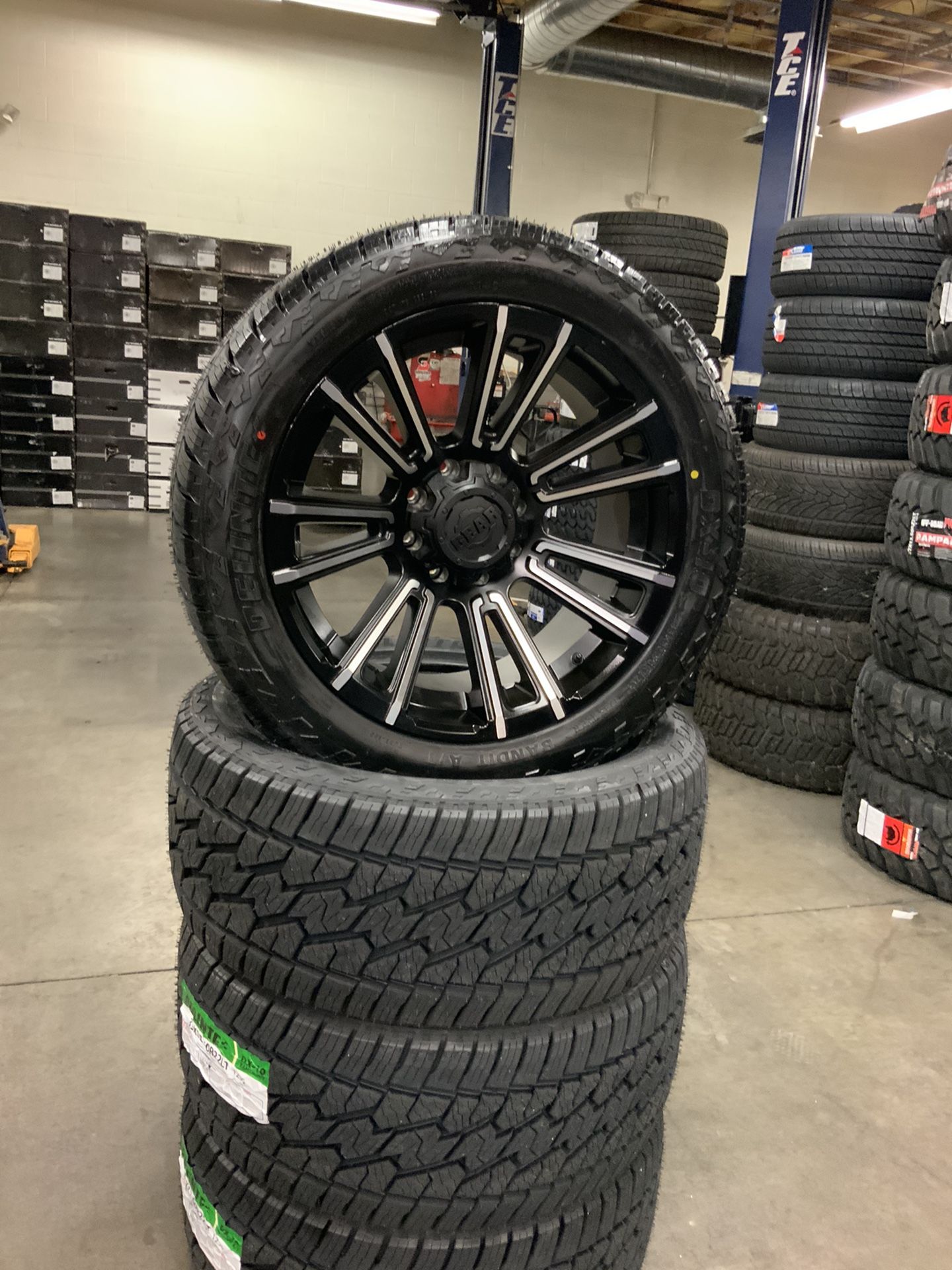 22X10 GEAR ALLOY WHEELS AND 33” AT FIT RAM. 2500, HUMMER H2 , Chevy ...