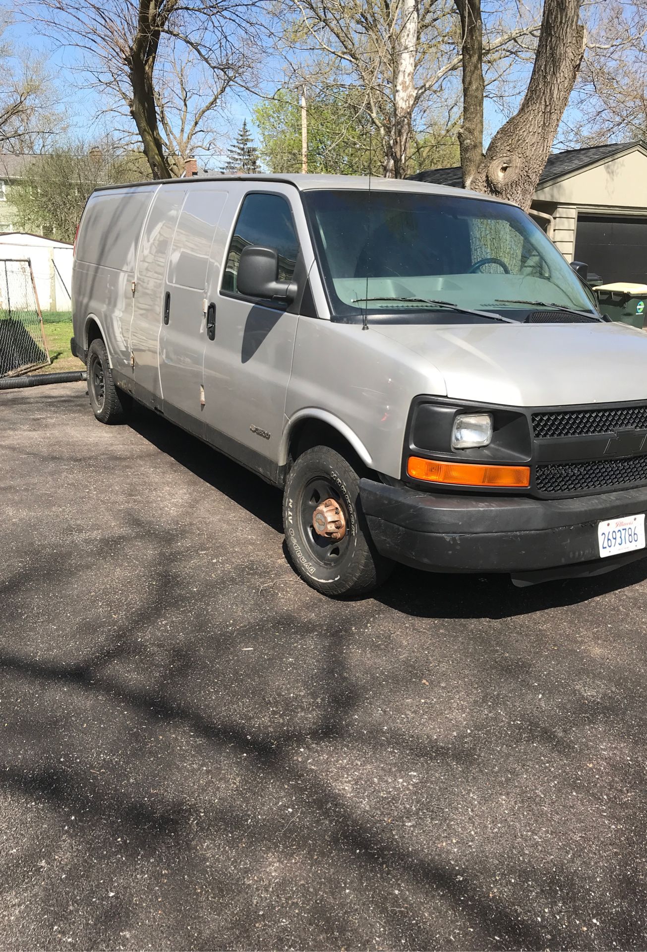 2005 Chevrolet Express for Sale in Wheaton, IL - OfferUp