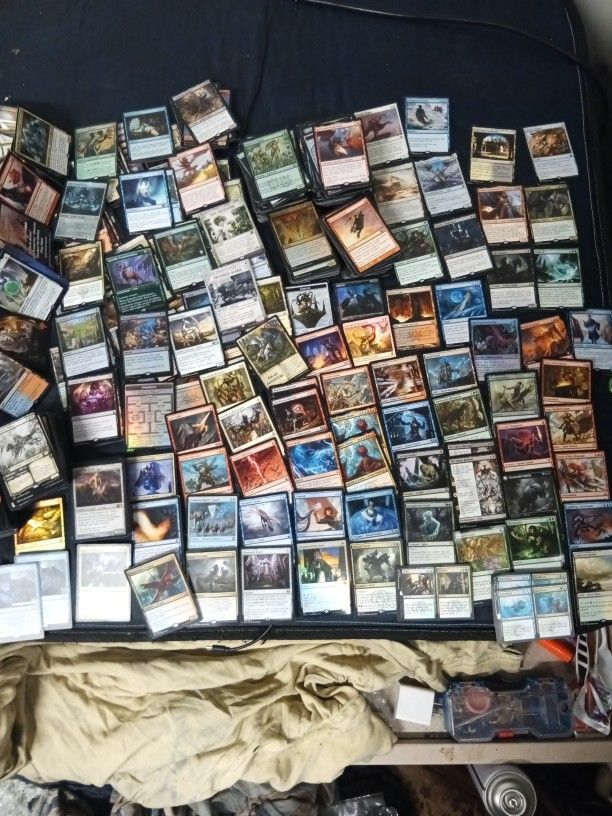 Magic The Gathering 1,076 Cards 100+ Rare , Mythic TCG Prices It At $402.40 for Sale in Seattle ...