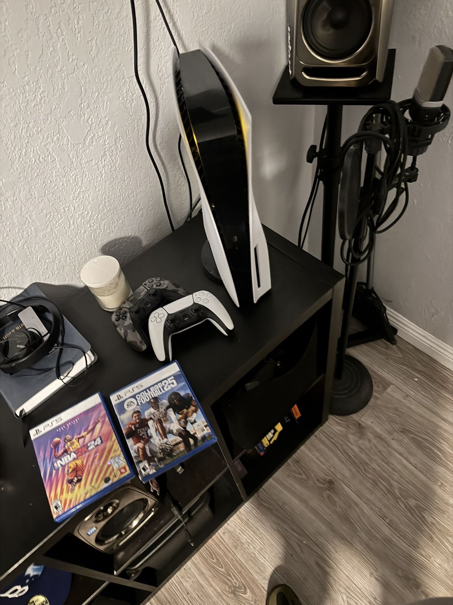 PS5 Playstation Five for Sale in Los Angeles, CA - OfferUp