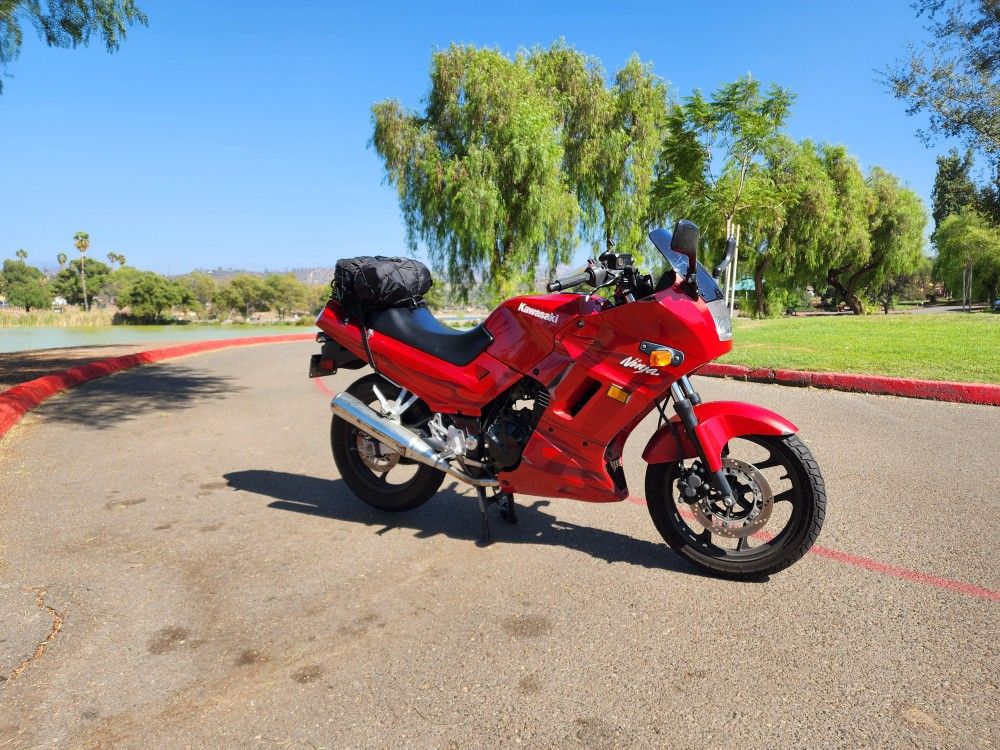 2006 Kawasaki Ninja 250R for Sale in San Diego, CA - OfferUp
