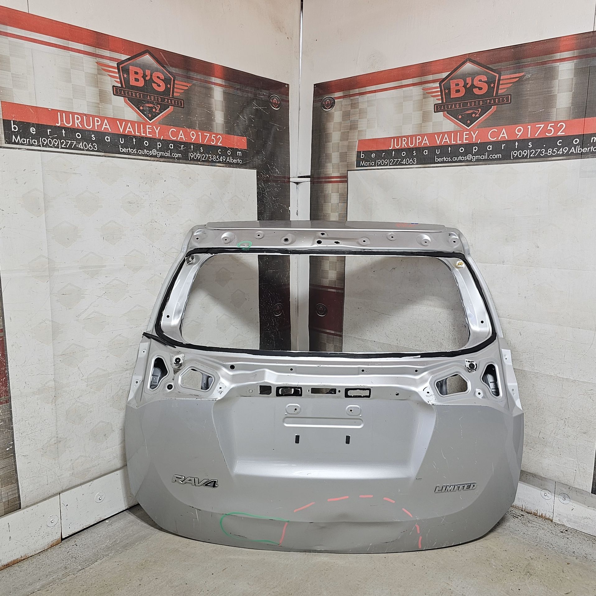 2013-2015 Toyota RAV4 Liftgate Rear Door Shell Only for Sale in Jurupa ...