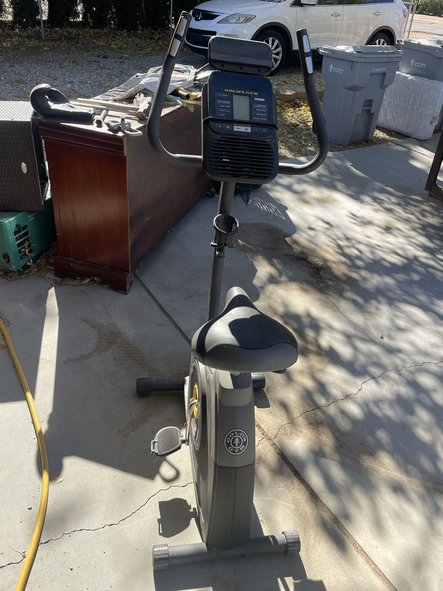 Gold s Gym Cycle Trainer 300 Ci Upright Exercise Bike iFit Compatible Exercise