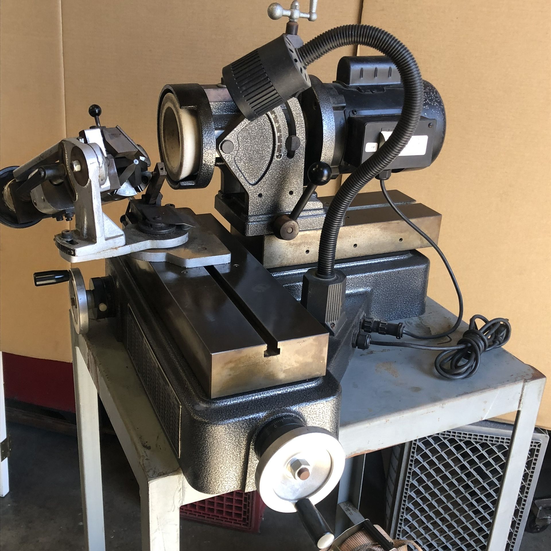 Cuttermaster Tool & Cutter Grinder W/ Six Jaw Chuck for Sale in ...