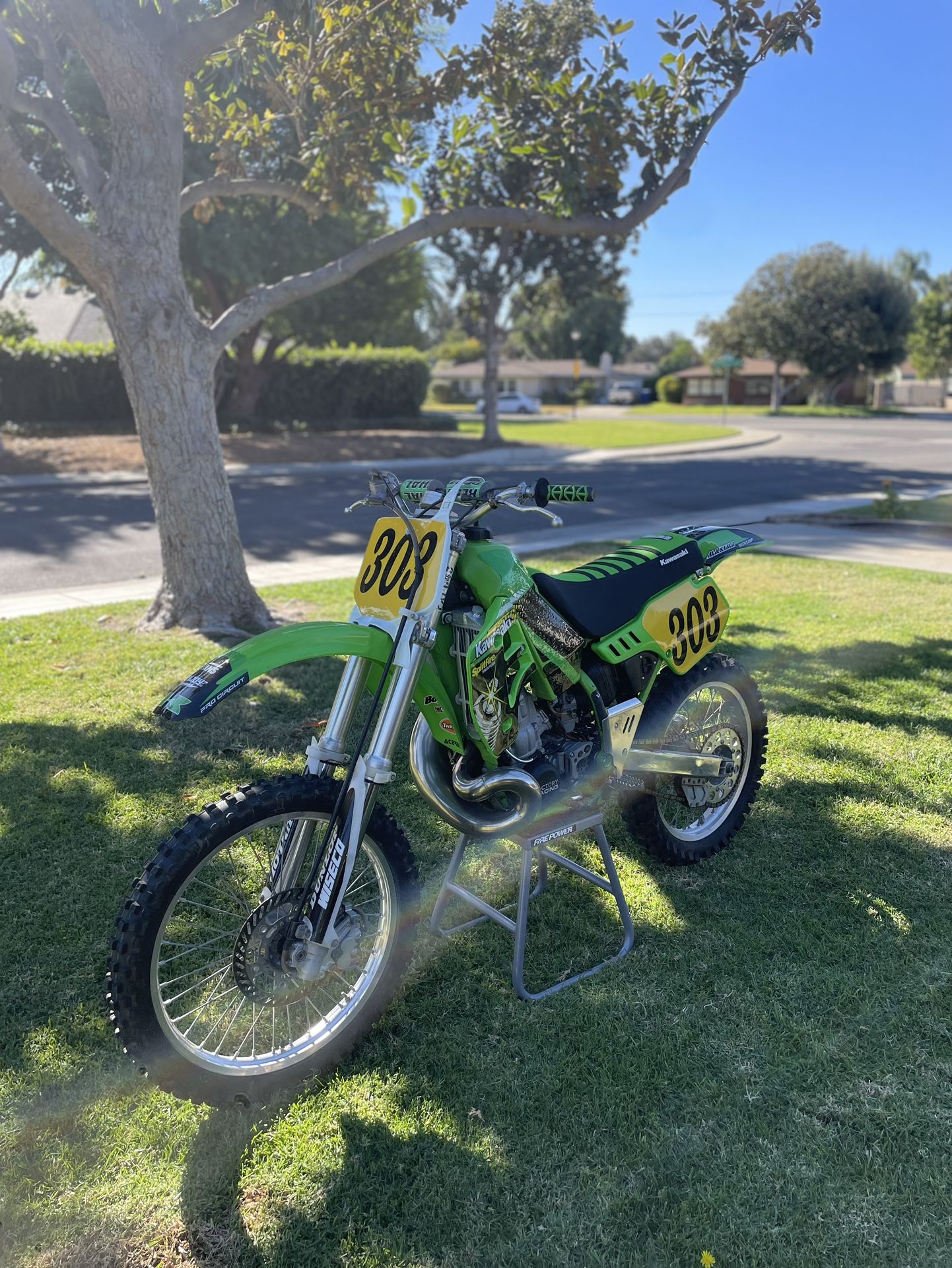 1999 Kawasaki Kx500 for Sale in Riverside, CA - OfferUp
