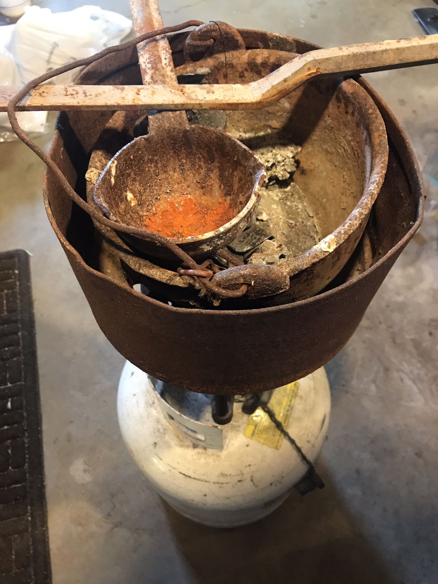 Plumbers lead furnace for Sale in Melrose Park, IL - OfferUp