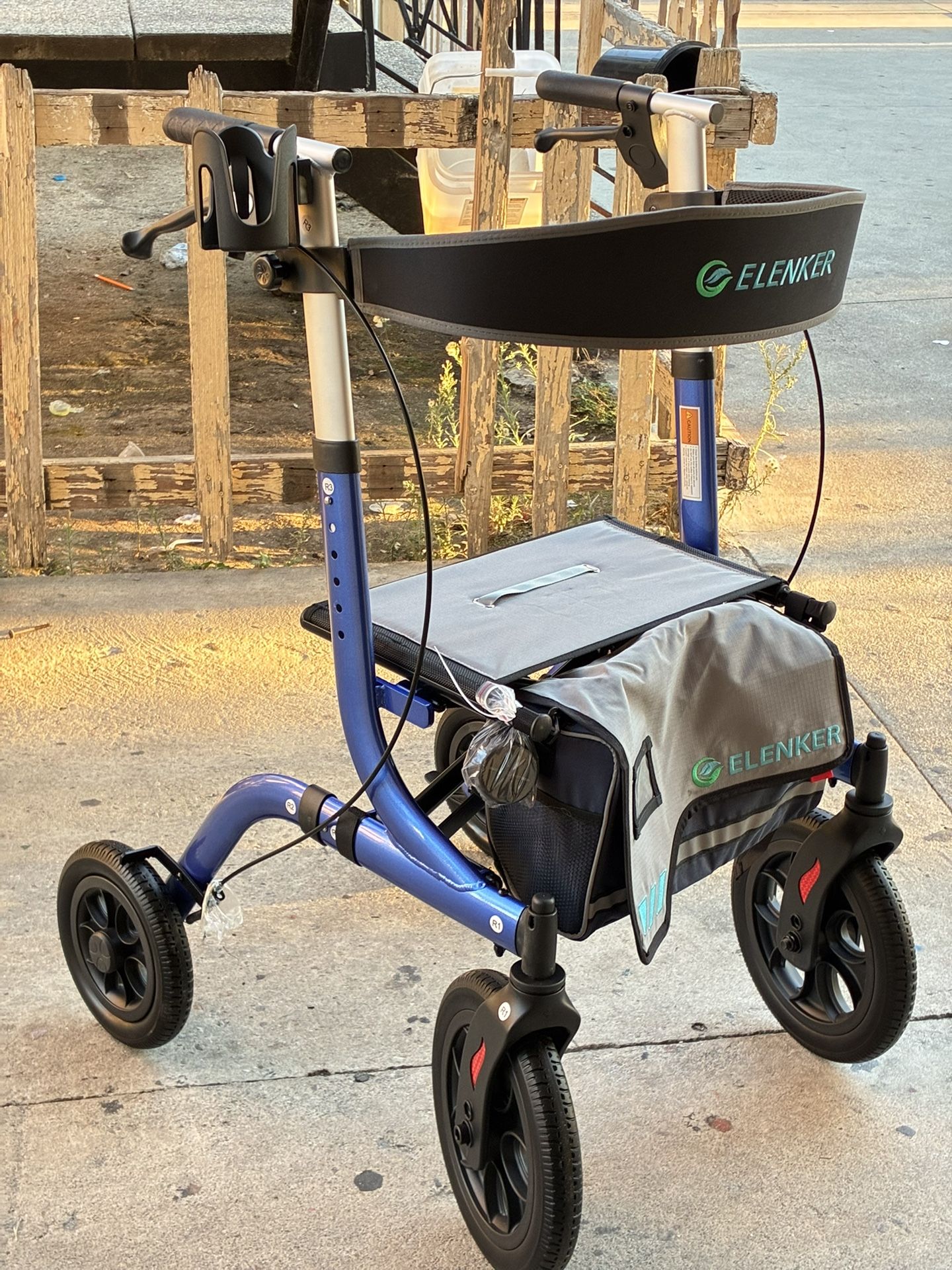 Adult Walker for Sale in Anaheim, CA - OfferUp