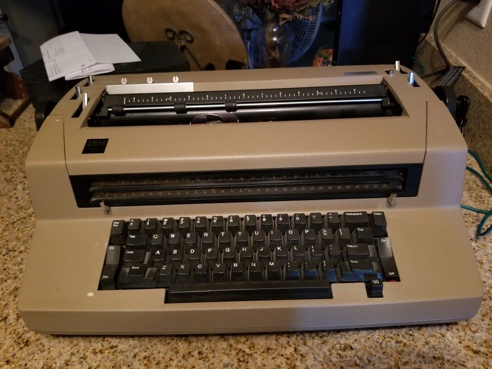 VINTAGE IBM ELECTRIC SELECTRIC III TYPEWRITER, EARLY 80'S for Sale in ...