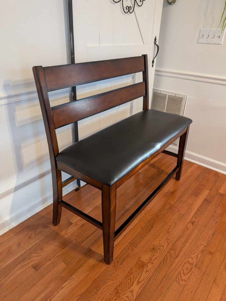 Wood And Leather Table Bench for Sale in Thomasville, NC - OfferUp