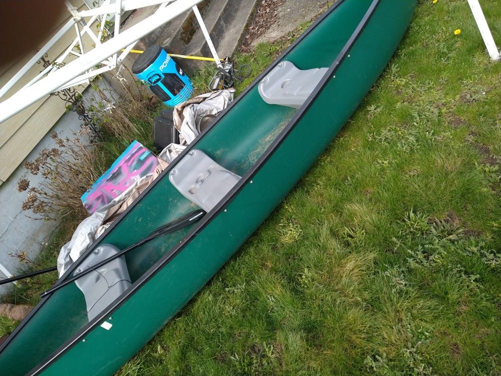 3 Man Canoe With Motor for Sale in Tacoma, WA - OfferUp
