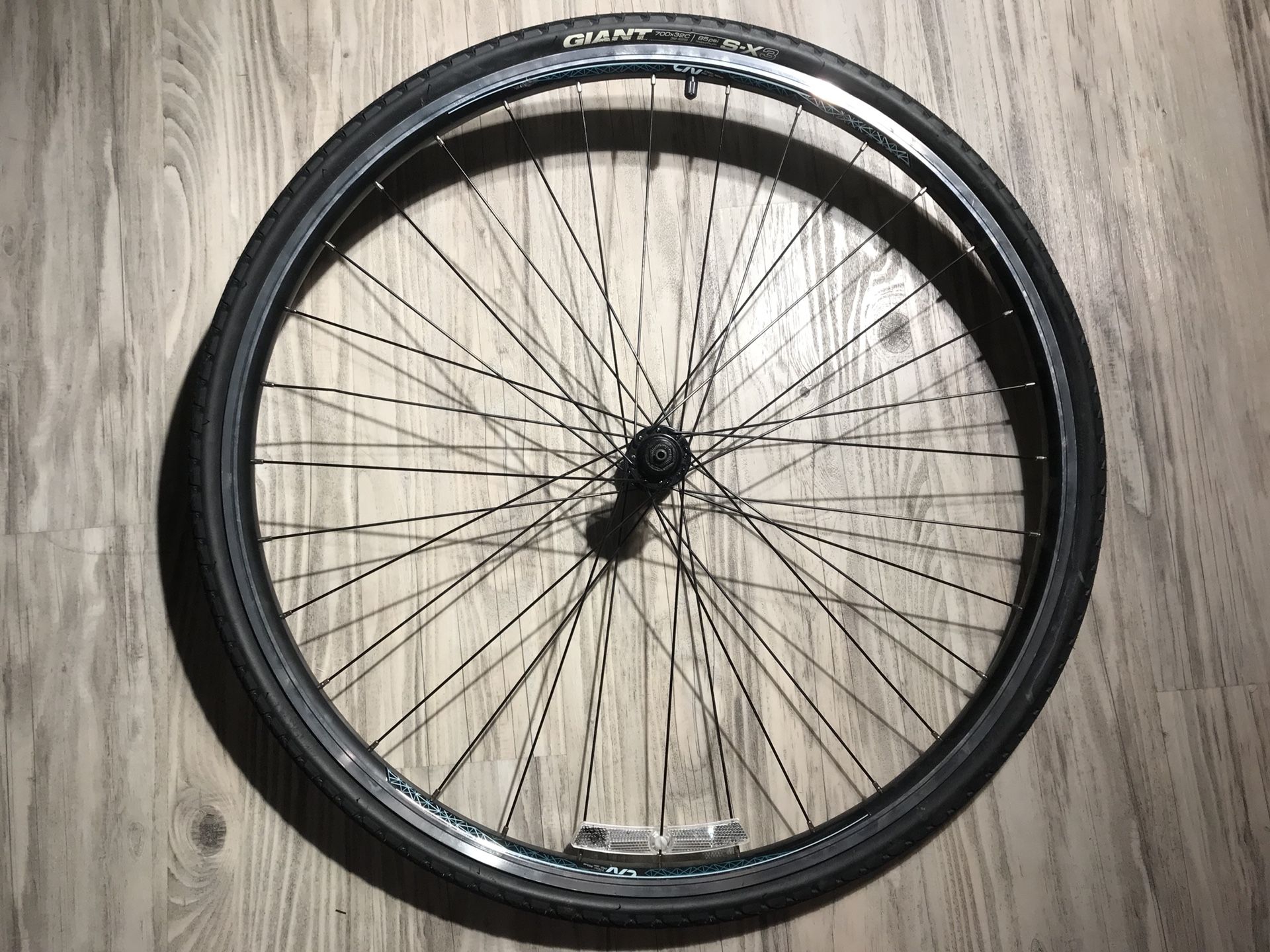 One Bicycle Bike CIV rim ETRTO 622x19 ERD 595 with Tire for Sale in Las ...