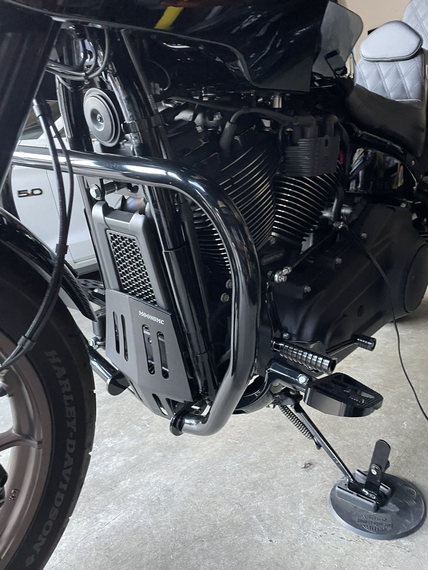 Fxr Narrow Crash Bar For M8 And Moons Mc Shield for Sale in San Ramon ...